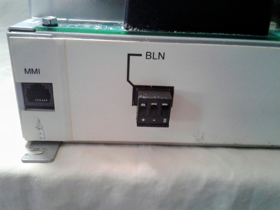 Siemens Apogee Mechanical Equipment Controller MEC Series 1110 HOA 549 ...