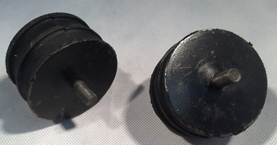 Land Rover Defender 90 110 Engine Mount Mounting Rubber x2 - ANR1808 | eBay