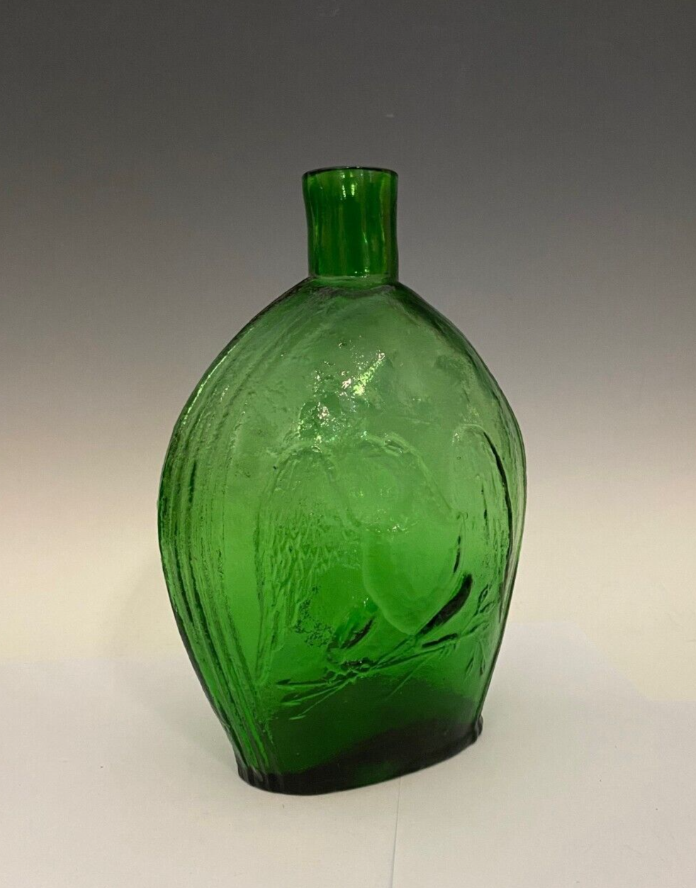 Vintage Clevenger Bros. NJ Green Glass Eagle Grapes Quart Size Bottle ...