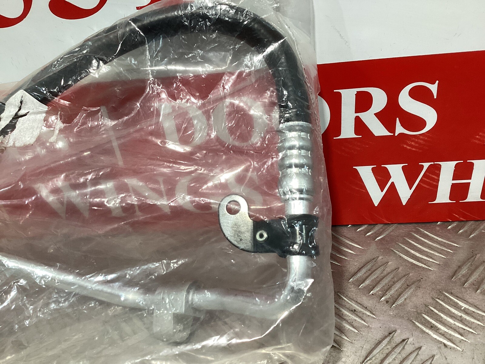 NEW OEM RANGE ROVER L405 VOGUE L494 SPORT AIR CON COMPRESSOR HOSE 13-22 ...