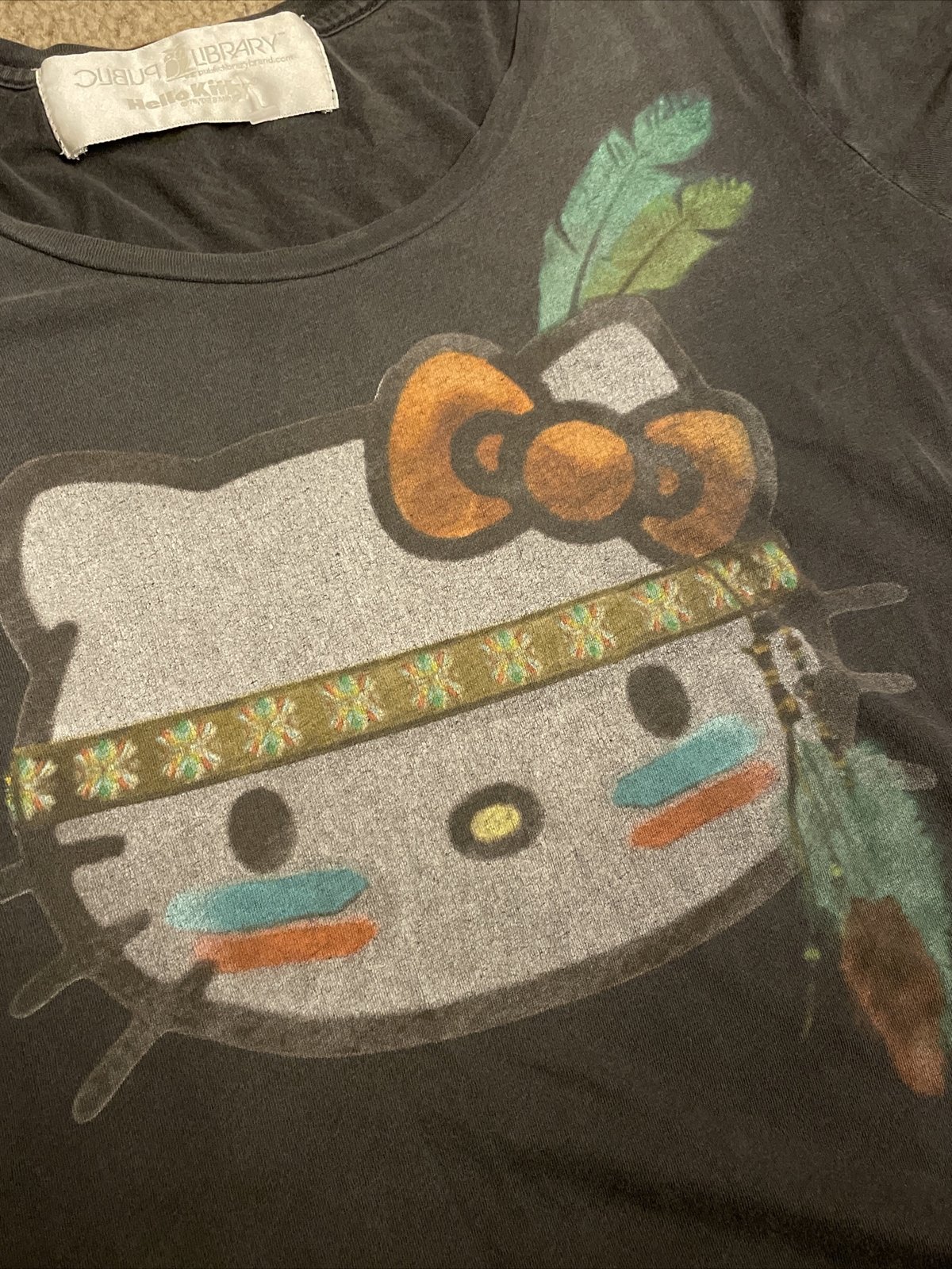 vintage Hello Kitty Public Library Native American T-… - Gem