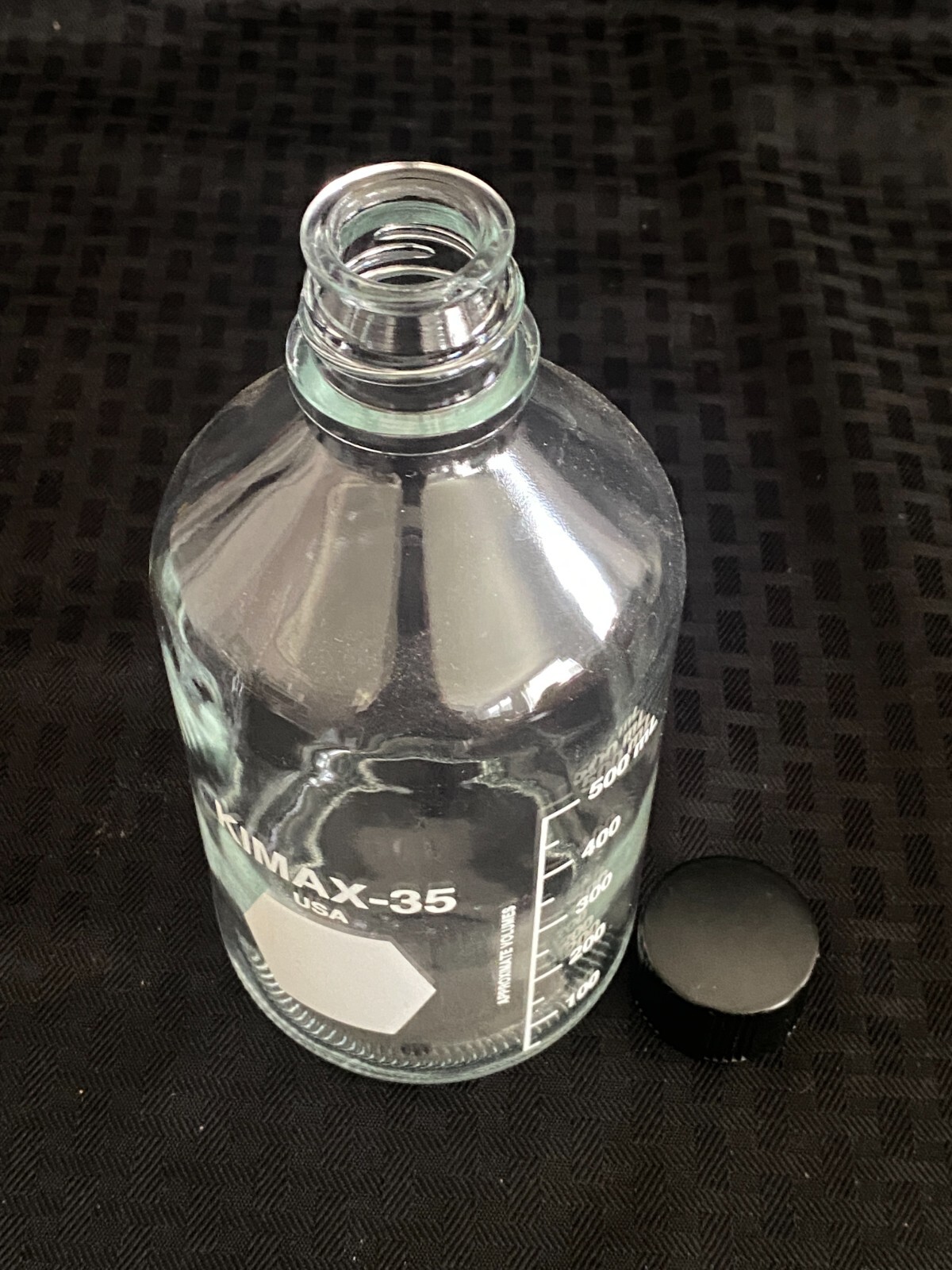 Kimax-35 Glass 500mL Graduated Media Storage Bottle w/ Screw Cap Chip ...