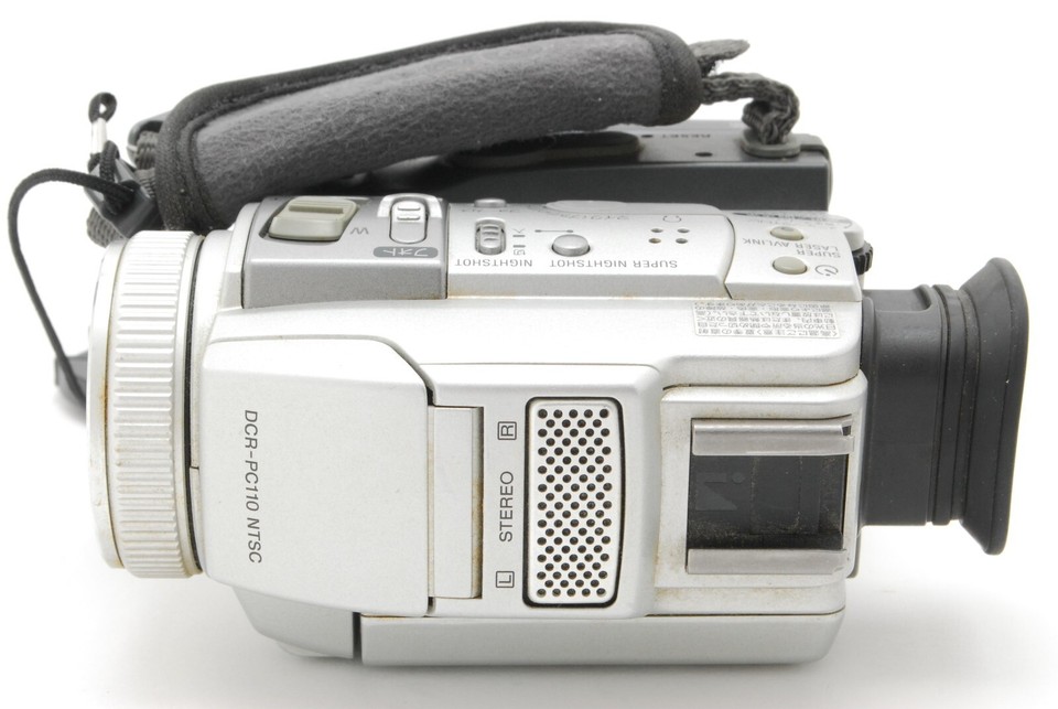 TESTED [NEAR MINT-] Sony Handycam DCR-PC110 Mini DV Camcorder Nightshot ...