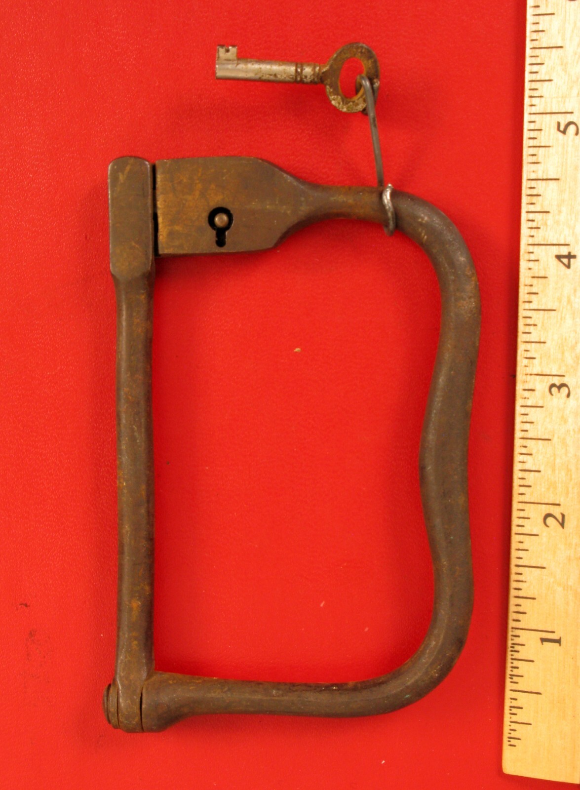 ANTIQUE HANDCUFF SHACKLE MILITARY KIT BAG PADLOCK LOCK !!! | eBay