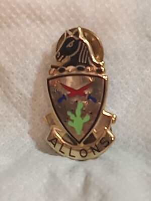 Vintage USAMM Armored Calvary Regiment Unit Crest Allons Gold Toned Tie ...