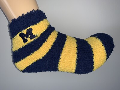 MICHIGAN WOLVERINES NCAA COLLEGE LOGO WOMENS STRIPE ANKLE FUZZY SLEEP ...