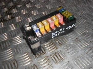 2010 LAND ROVER DEFENDER 110 COUNTY 2.4 TDCI FUSE BOX | eBay