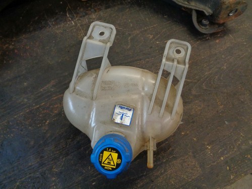 expansion tank bottle Fiat Grande Punto 199 55700508 1.4 55kW 199A7000 ...