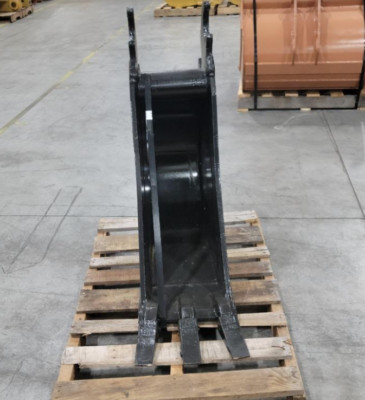 Buckets & Accessories - John Deere Quick Attachments Bucket