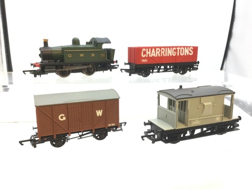 Hornby R2670 OO Gauge GWR Holden Loco with Wagons | eBay