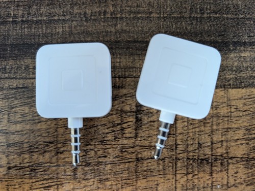 Square A-PKG-0206-01 Credit Debit Card Reader - White for Apple iPhone ...