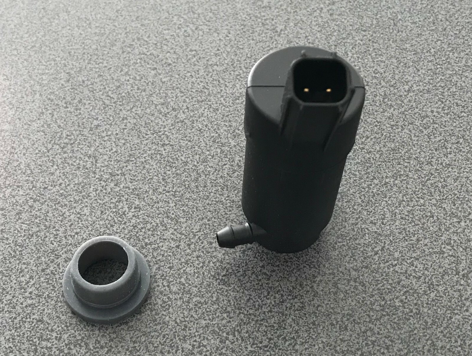 VOLVO S60 S40 S80 Ford Focus Mondeo Wash Water Washer Pump 31349235 ...