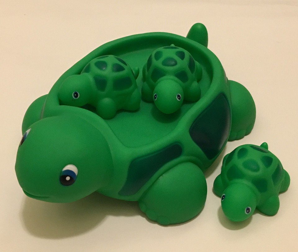 Floating Bath Tub Toy Playmaker Toys Rubber Turtle Family Bathtub Pals ...
