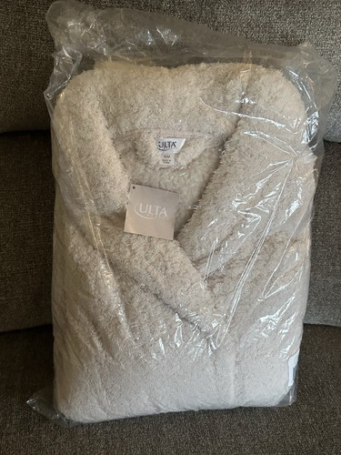 2023 Ulta Beauty Plush Women Robe Size S/M Beige Holidays Gift NEW ...