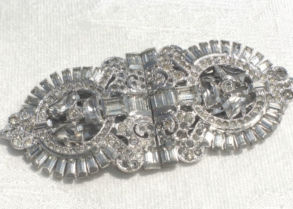 BEAUTIFUL VINTAGE ART DECO SILVER TONE CLEAR RHINESTONE DUETTE BROOCH ...