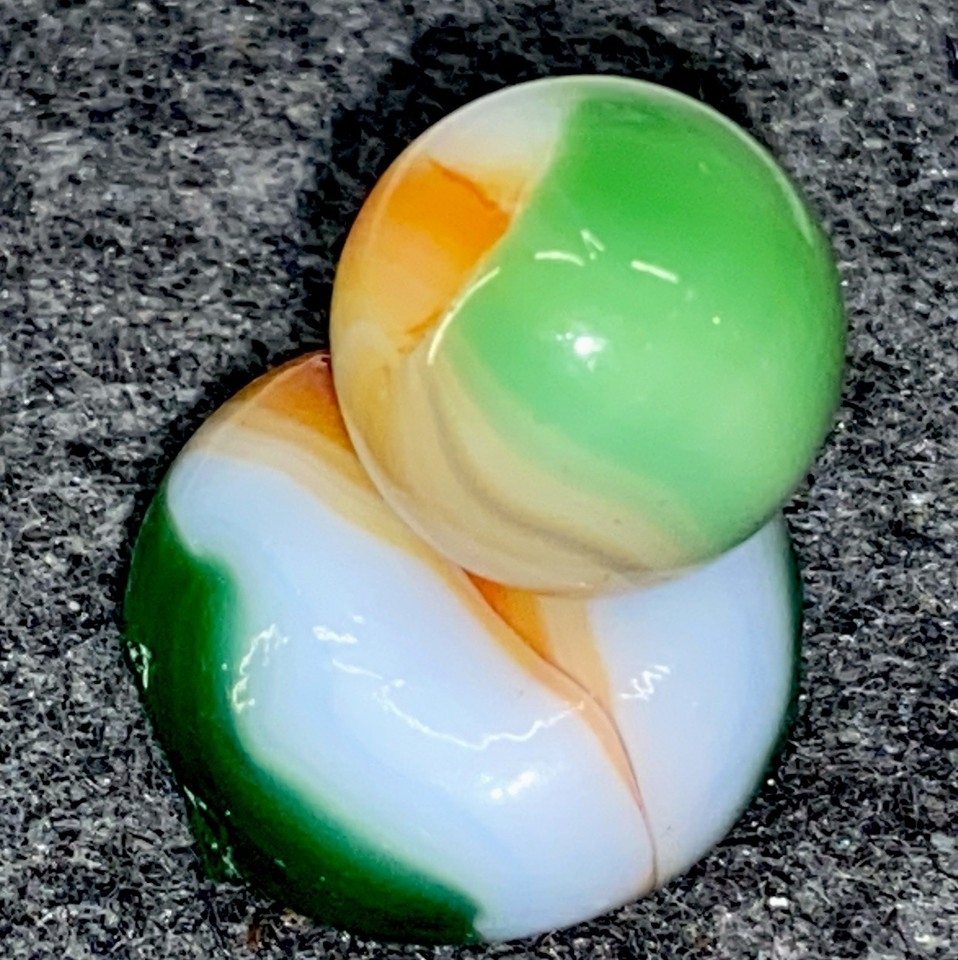 😎“Matching”Vintage Akro Patch Marble W/ Matching Oddity NM+.63 Oddity ...