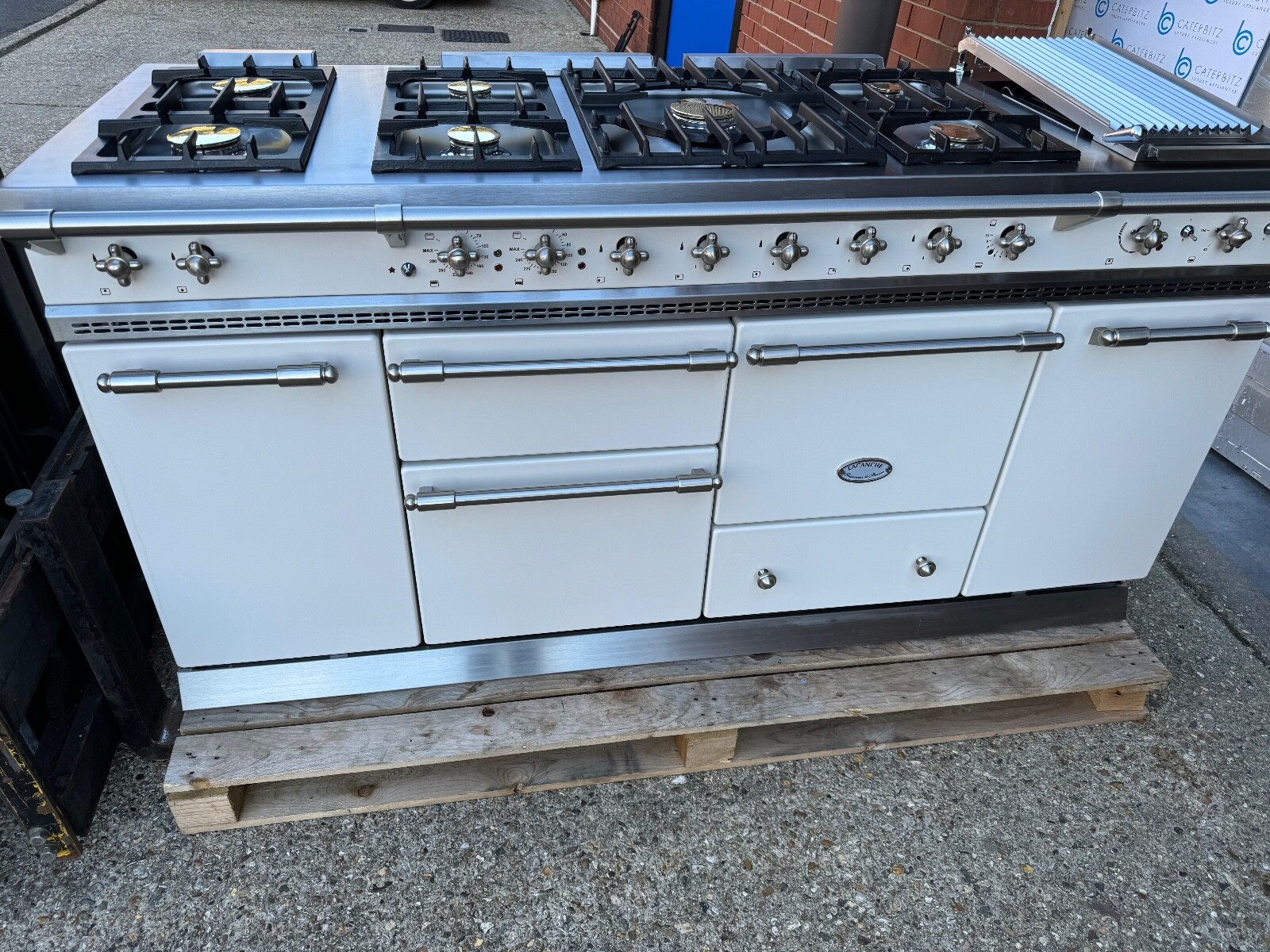 Lacanche Avalon 1805 Range Cooker Oven Appliance Ivory & Stainless ...