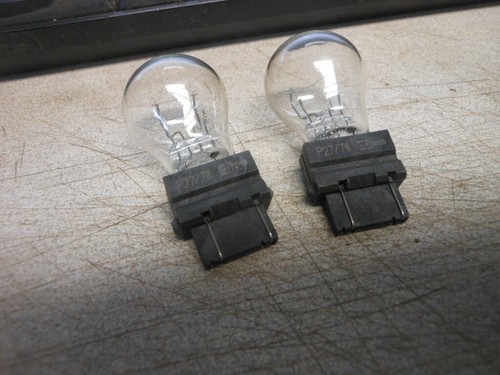 NOS ACDelco Multifunction P27/7W Light Bulbs Tahoe Suburban 12450108 ...