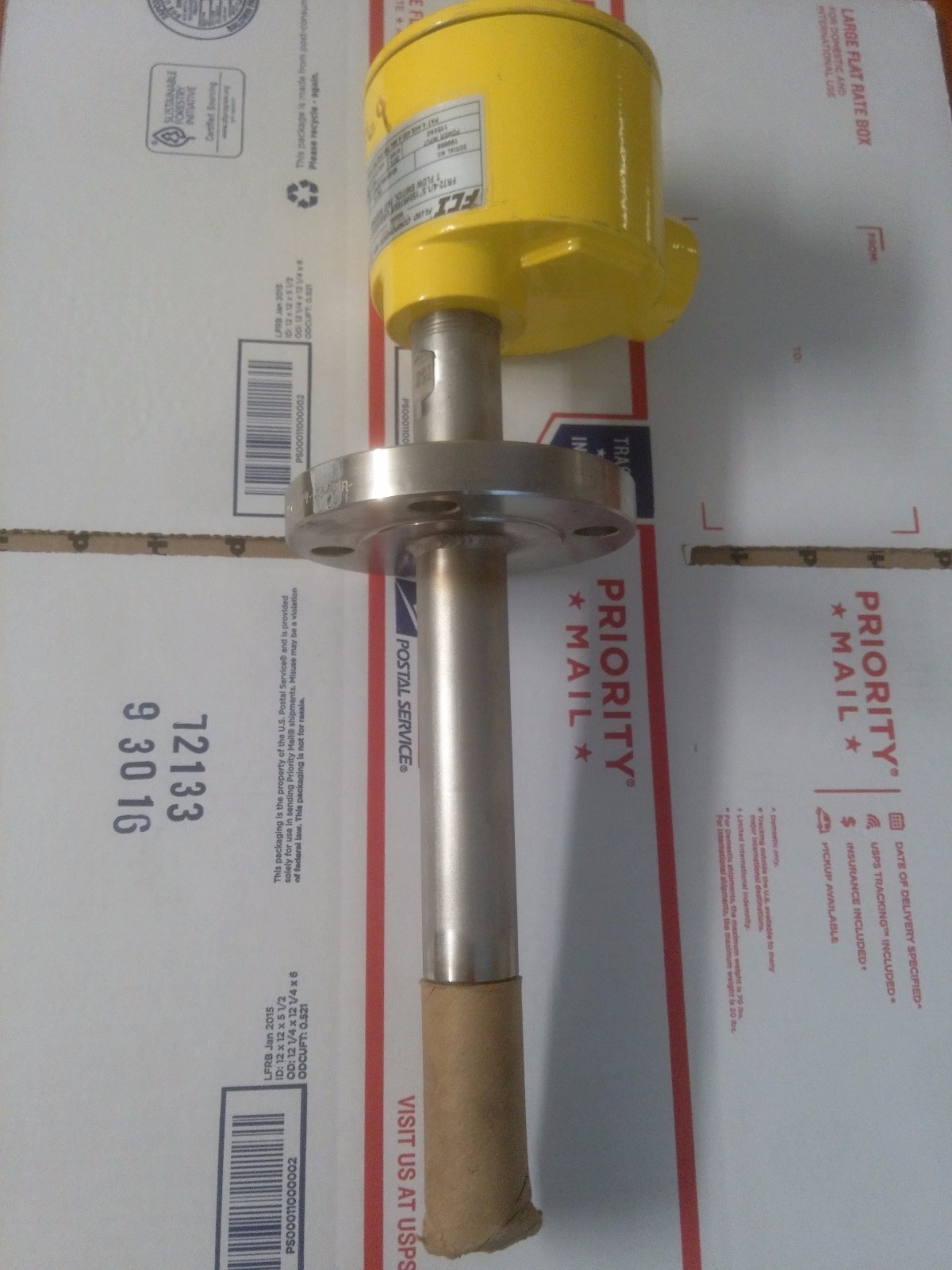 FCI FLUID COMPONENT FR72-4-1.5"150#RFSS/8"U/S/G/V/5181-Y/T FLOW SWITCH ...