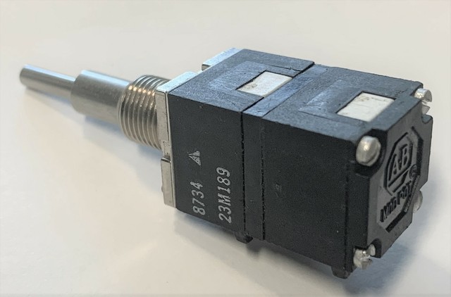 Allen Bradley 25K OHM Mod Pot, audio taper potentiometer w/push-pull ...
