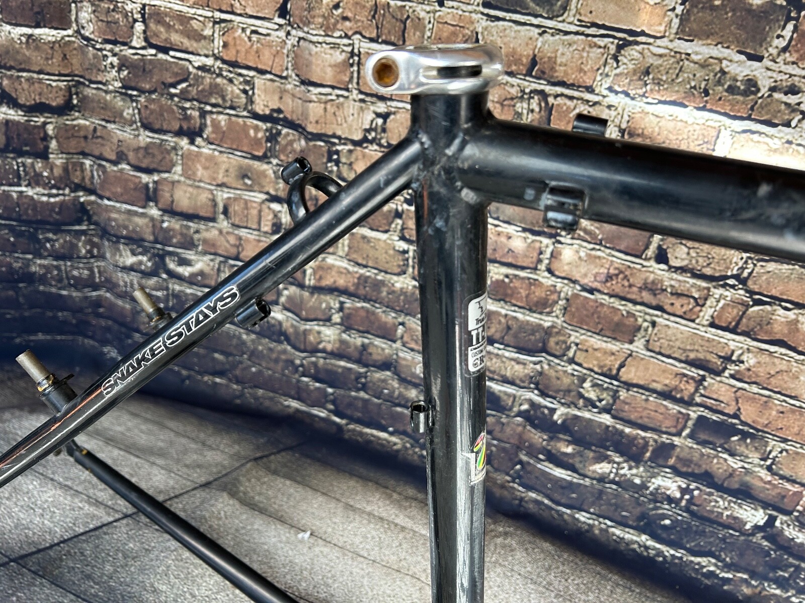 17.5 inch Diamondback Apex SE Frame Manitou Mach 5 Fork Headset BB Post ...