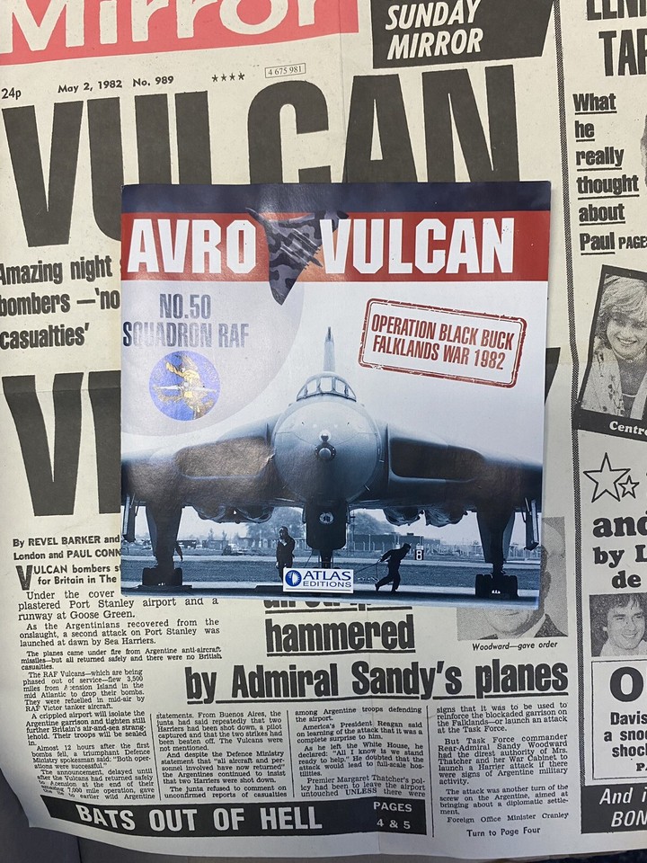 Jet Age Collection JK01 1/144 Avro Vulcan XM607 Operation Black Buck ...