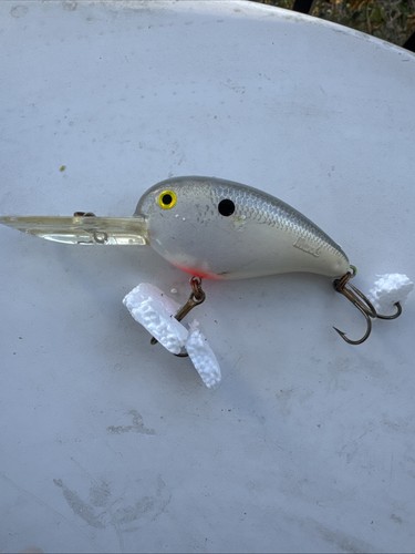 Mann’s Loud Mouth White Orange Diving Rattling Fishing Lure Rattle Bait ...