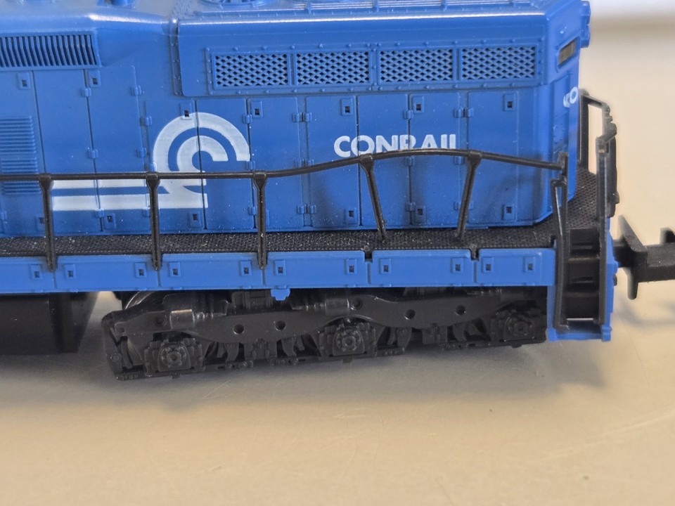 Conrail Atlas N Scale Locomotive 6921 Emd Sd9 #4530 Read | eBay