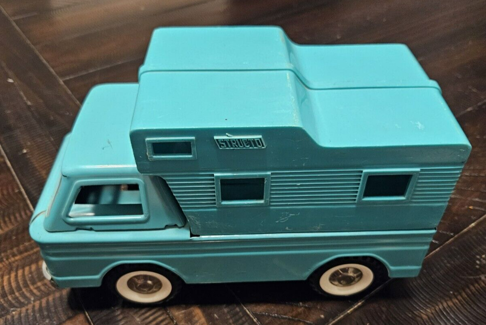 1960s Structo Toys Chevrolet Corvair ramp side Camper Truck, Nice ...