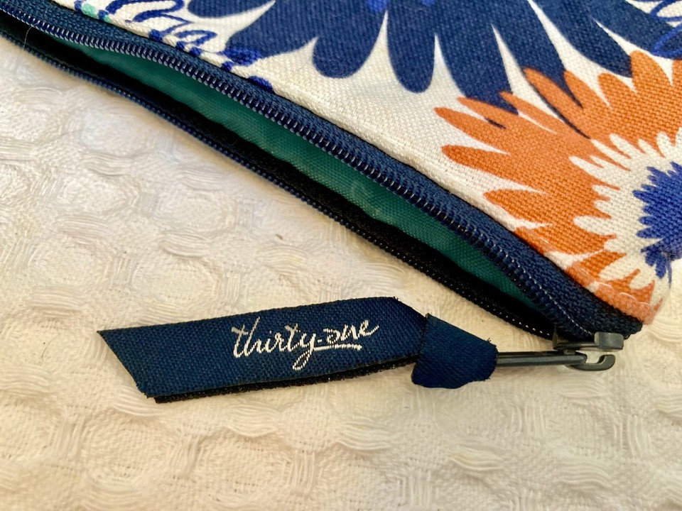 Thirty One Small Zipper Pouch in Paradise Pop Small Travel Makeup ...