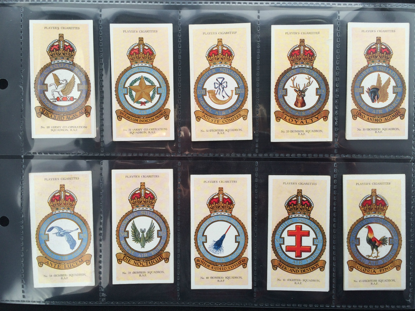 PLAYER'S - R.A.F. BADGES (WITH MOTTO) 1937 (G) ***PICK THE CARDS YOU ...