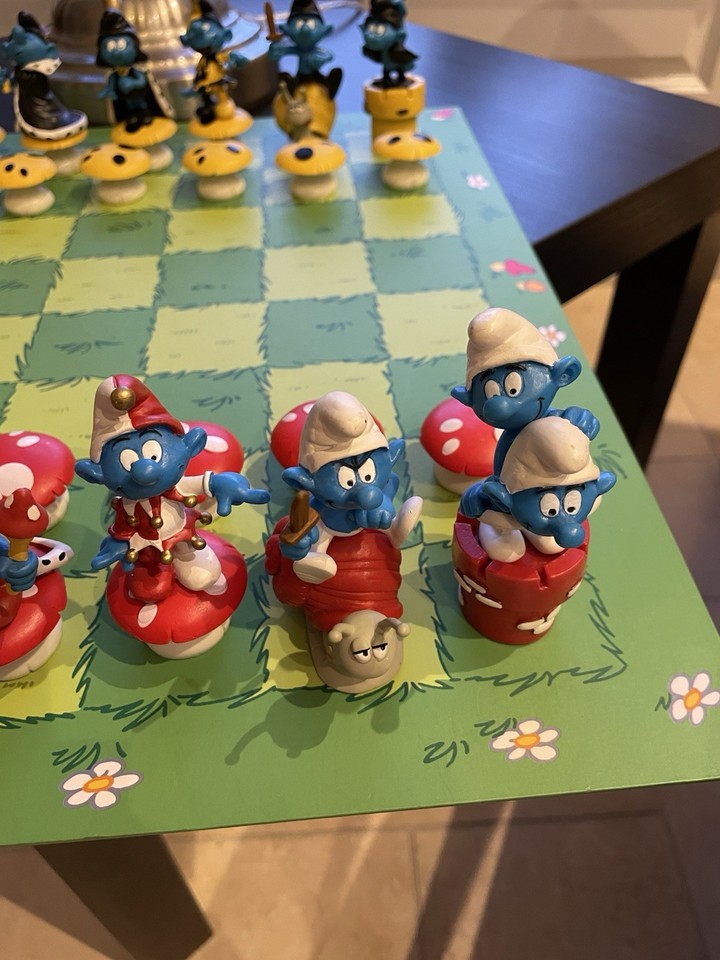 Plastoy 2009 Smurfs Chess Set with PVC Figures | eBay Australia