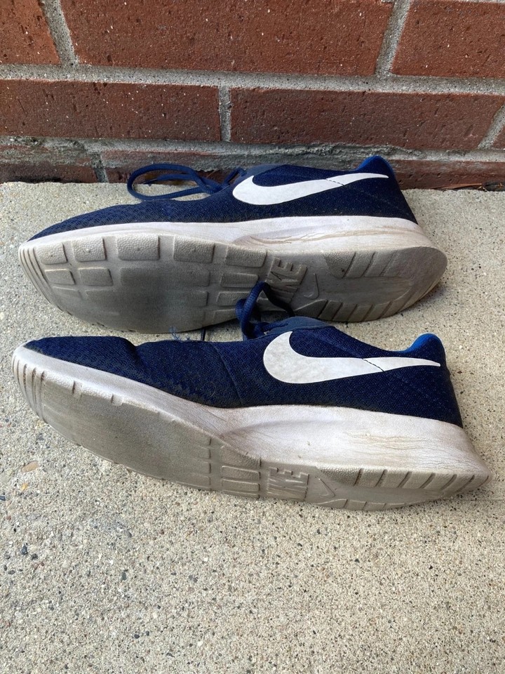 WORN USED Nike Tanjun Mens 10 Distressed Shoes Art Project Craft Work ...