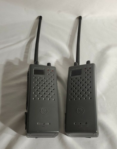 GE Citizen Band Transceiver 3-5980A 40 Channel Hand Held CB Radio ...