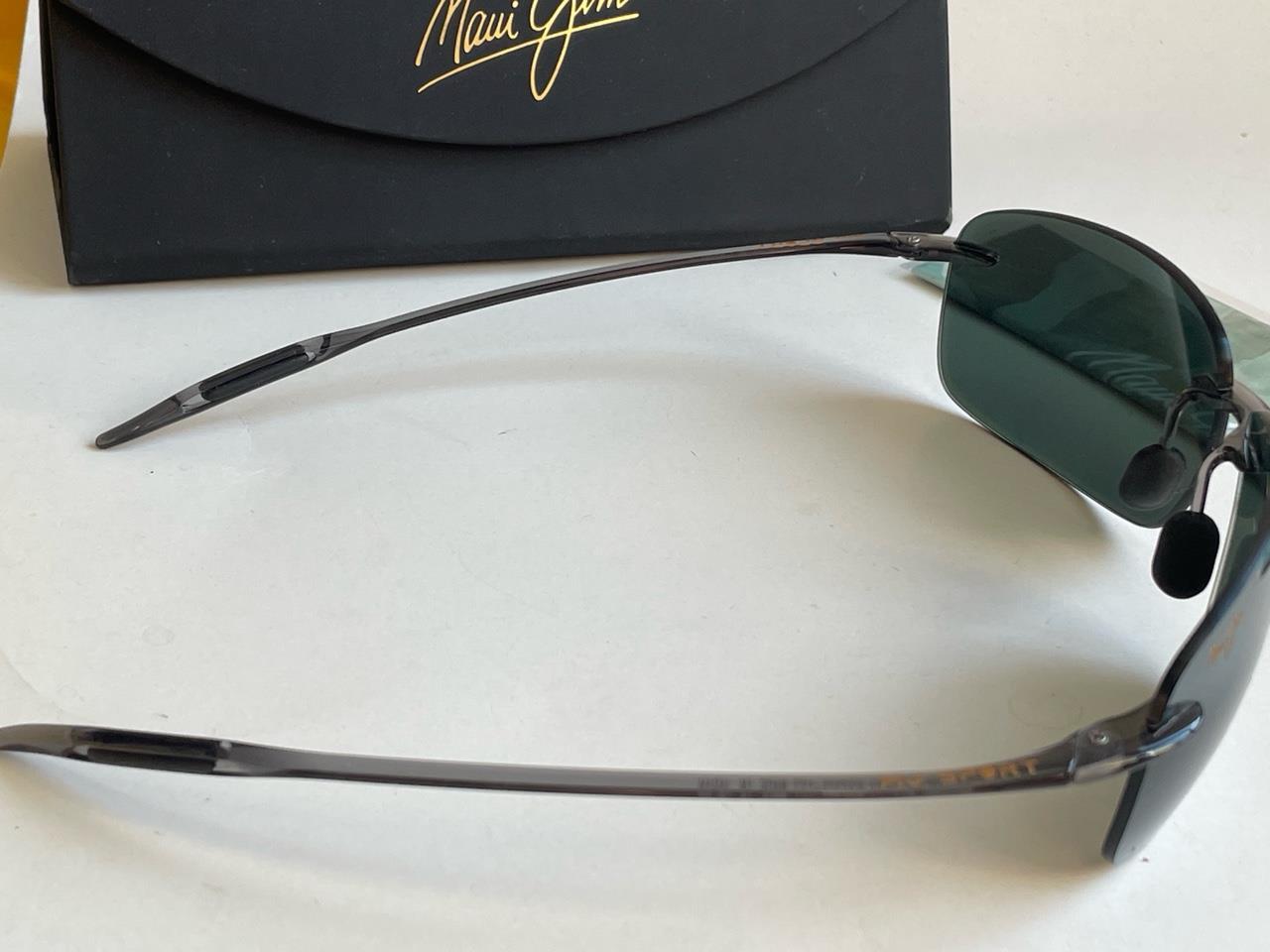 Maui Jim BREAKWALL Polarized Sport Sunglasses 422-11 Trans Black ...