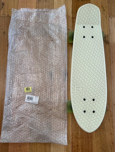Vintage GLOBE Penny Board Skateboard Glow In The Dark Bantam Dip Sticks ...