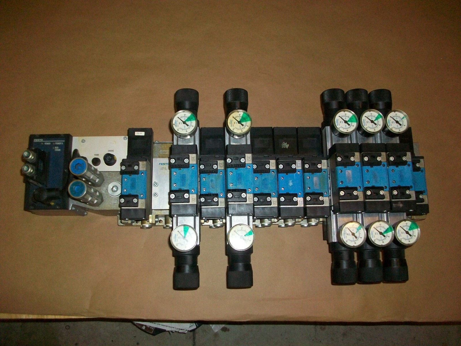 Festo Profibus Pneumatic Solenoid Valve Stack IFB13-30 VIGP-04-FB-D-1 ...