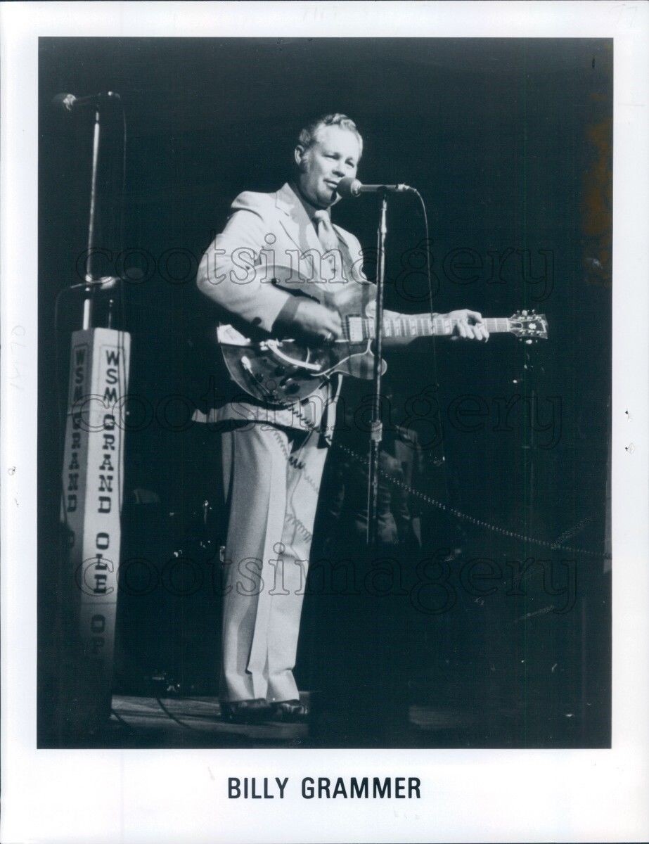 1983 Press Photo Country Singer Billy Grammer With Gibson Guitar Grand ...