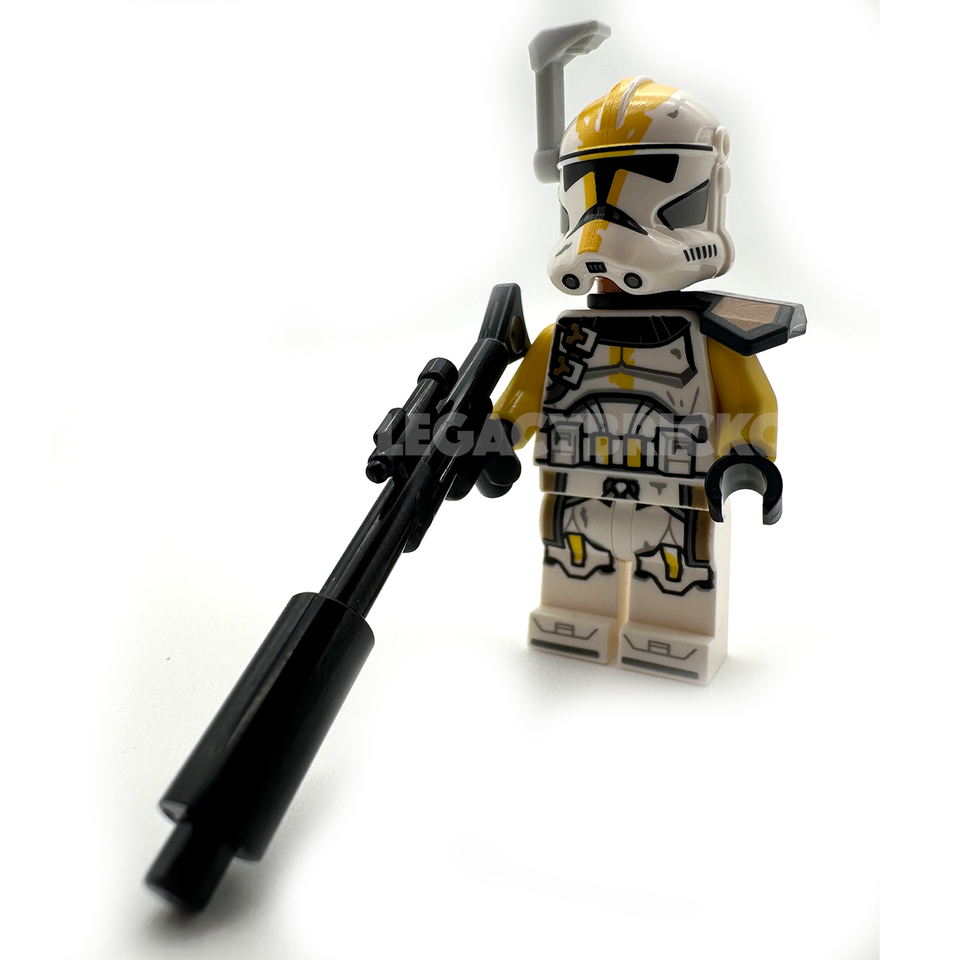 LEGO Star Wars 327th Star Corps Trooper Minifigures 75431 From Battle ...