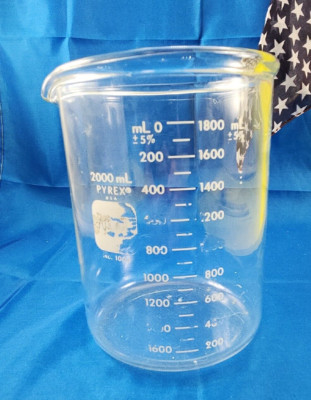 Lab Glassware - Pyrex Lab Beakers