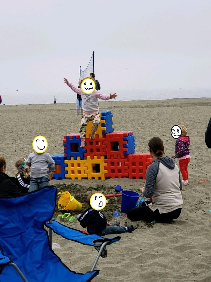 18Pcs Big Waffle Block Set for Kids Tunnel Fort House Building Game Fun ...