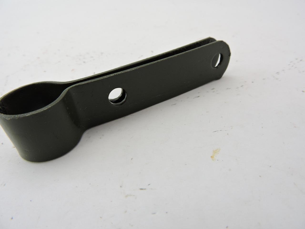 1097368 NOS Rear Fender Clip Pre Unit Rigid Frame Triumph 500 TRW ...