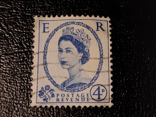 1965 Queen Elizabeth ER Postage Revenue 4D Stamp Rare White Variety 👀 ...