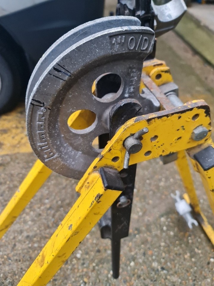 Hilmor Steel Conduit Bender, with 20 and 25mm formers 686182000566 ...