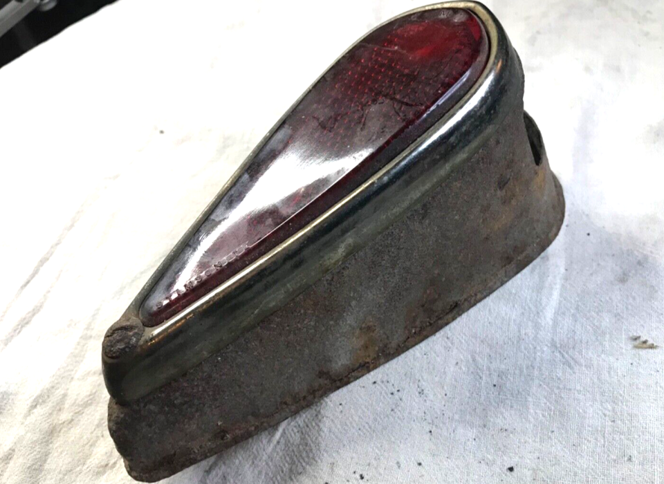 chevy chevrolet suburban tail light brake lens glass mu stimsonite tear ...
