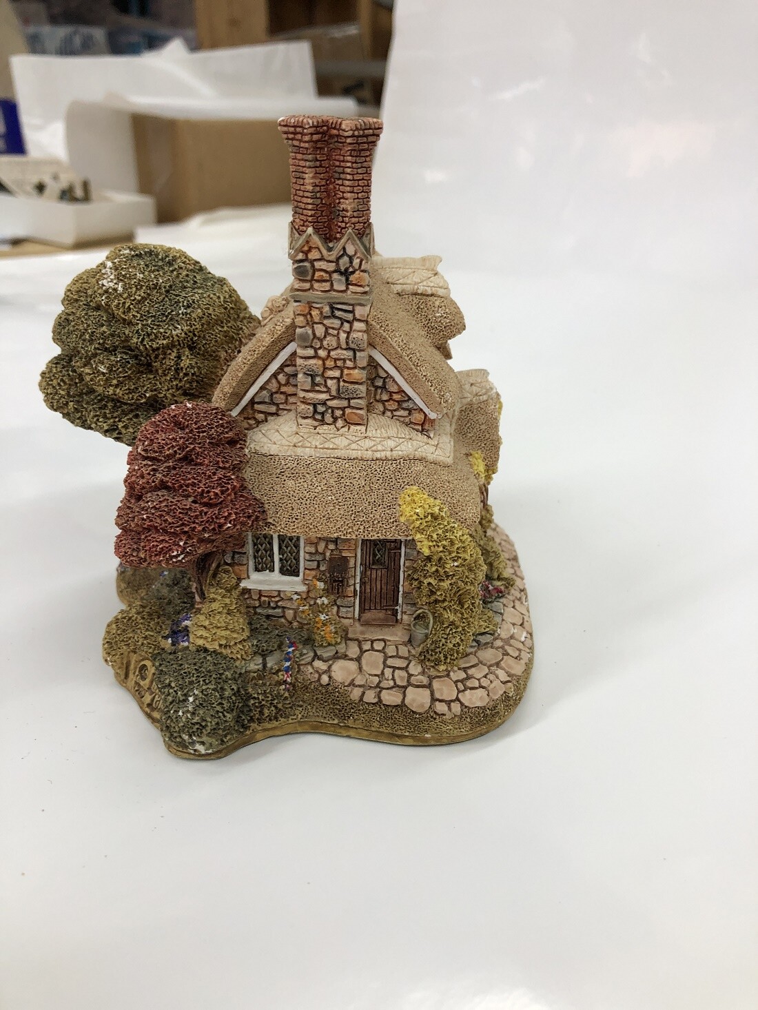 Lilliput Lane "Circular Cottage Blaise Hamlet Handmade In CUMBRIA, UK ...
