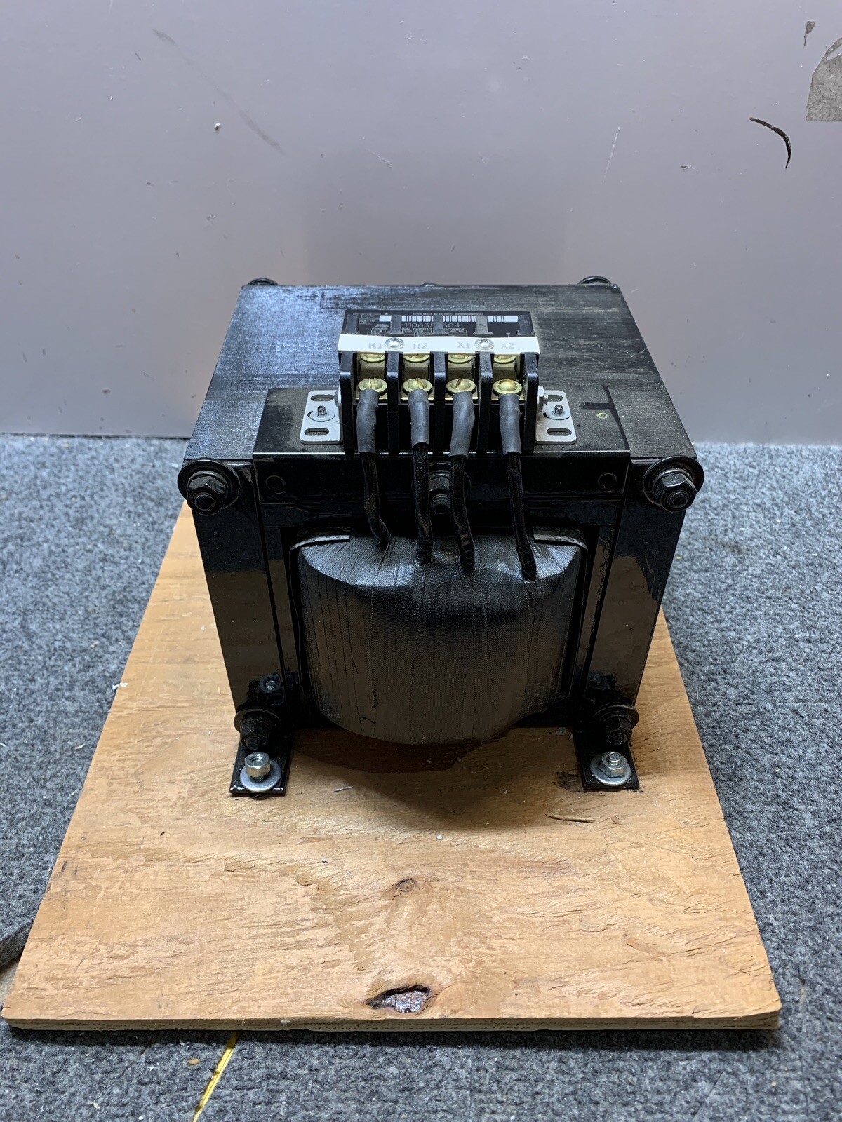 KUHLMAN ELECTRIC Indoor Auxiliary Current Transformer A1514740-570 60Hz ...