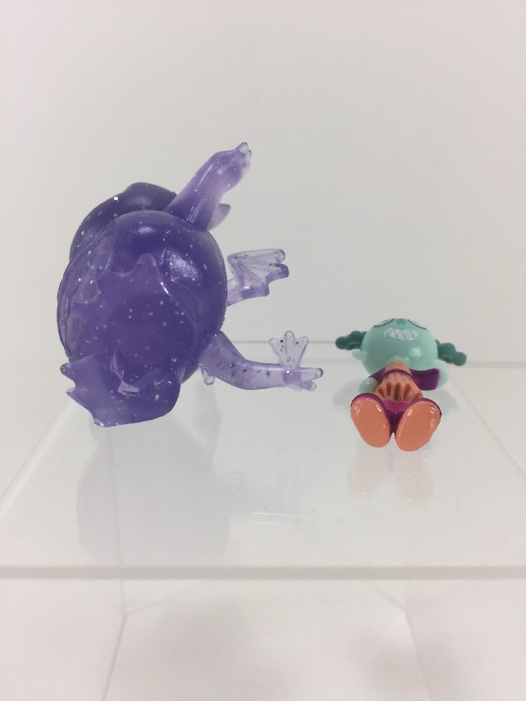 Disney Vampirina CREEPY CAROLINE DOLL & Glowtastic GREGORIA Accessory ...