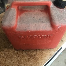 Chilton 5 Gallon Vented P500 Gas Can Gasoline for sale online | eBay