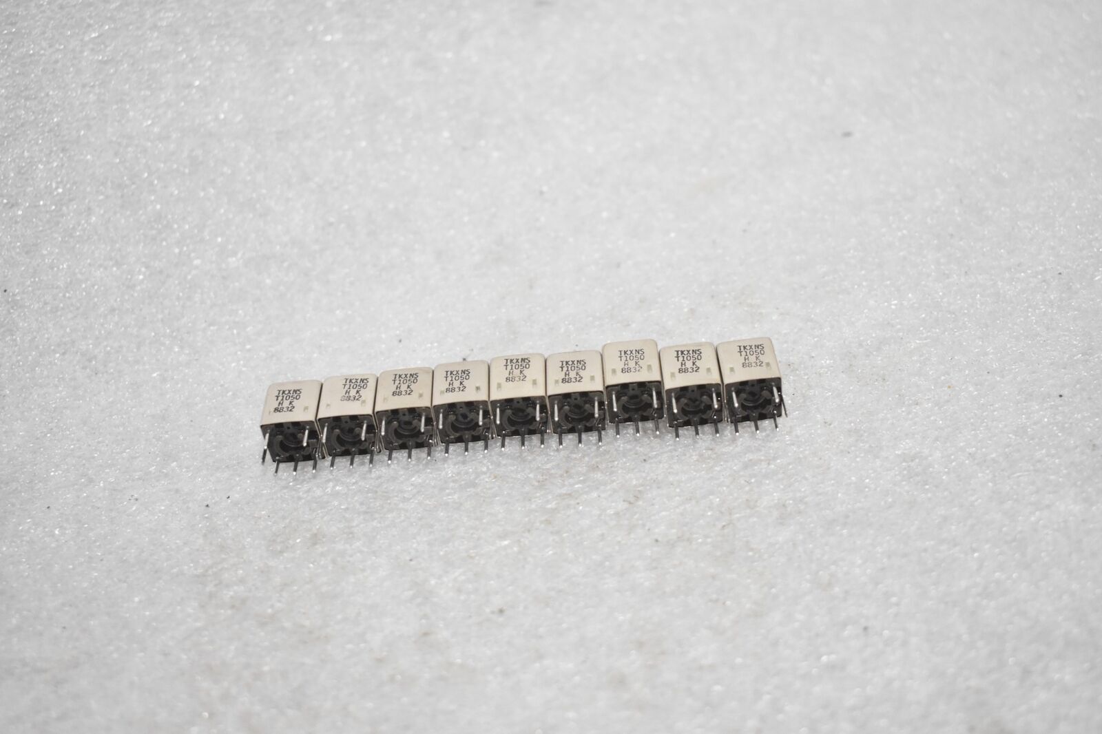 TOKO RCL TKXNS T1050 H K 8832 ADJUSTABLE COIL INDUCTOR, (LOT OF 9) | eBay